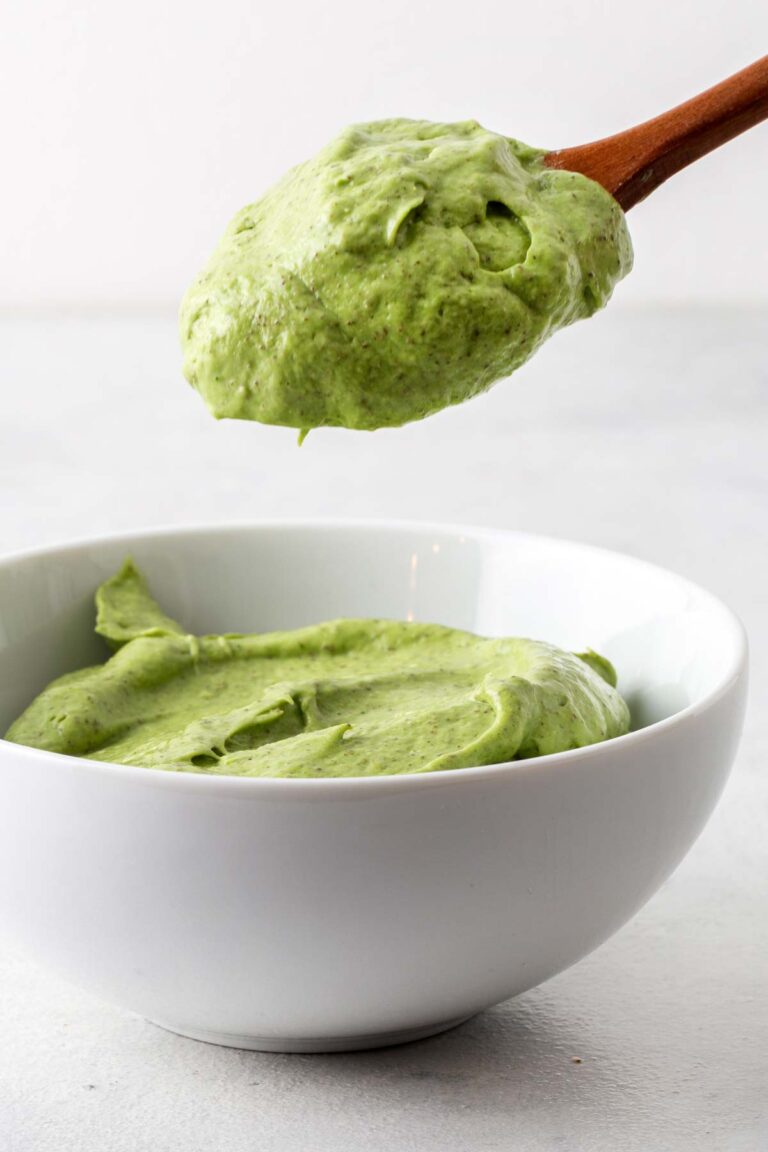 Avocado Smoothie Bowl - Smoothies and Shakes